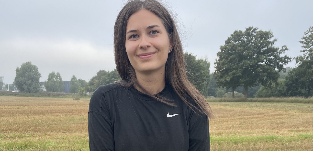 Fra skrivebord til vejerbod: Monika fra People & Culture har været ...